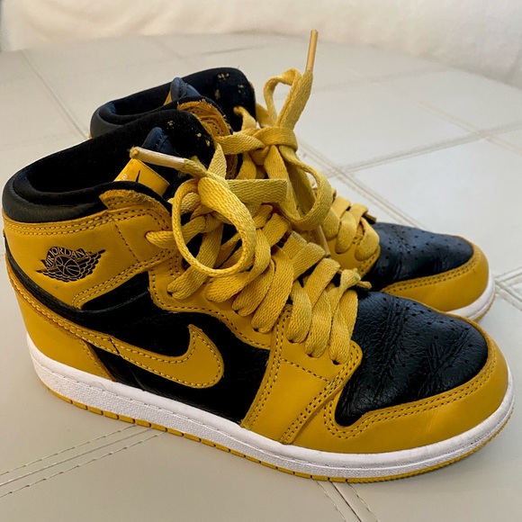 Nike | Shoes | Air Jordan Retro High Pollen Sneakers Size 1y | Poshmark